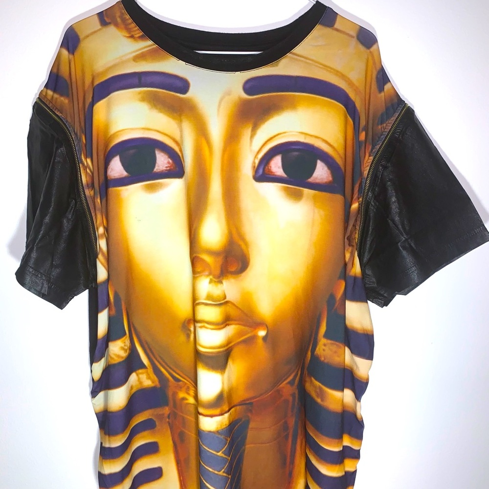 Under The Influence Pharaoh Shirt - Gem